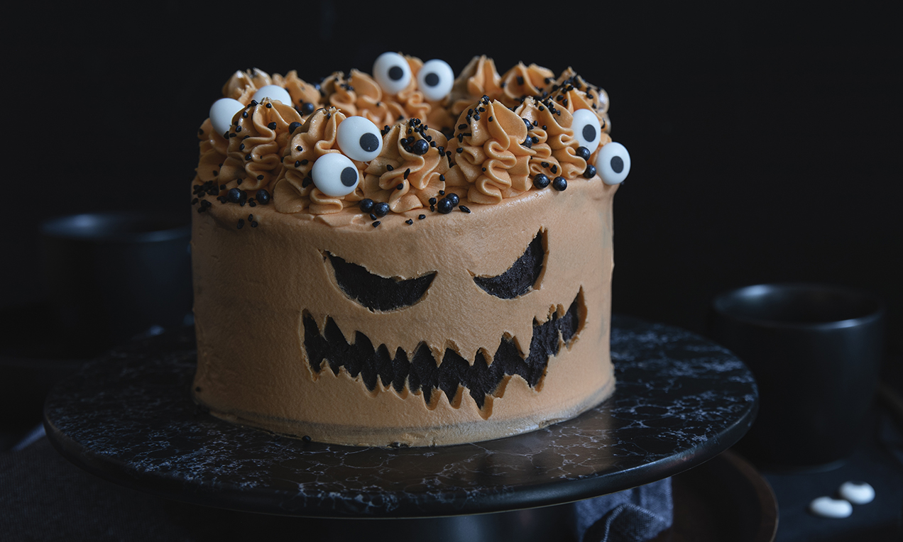 Funfetti Halloweenkake Oppskrift | Dr. Oetker