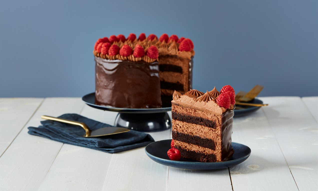 Luksuriøs sjokoladekake i tre lag Oppskrift | Dr. Oetker